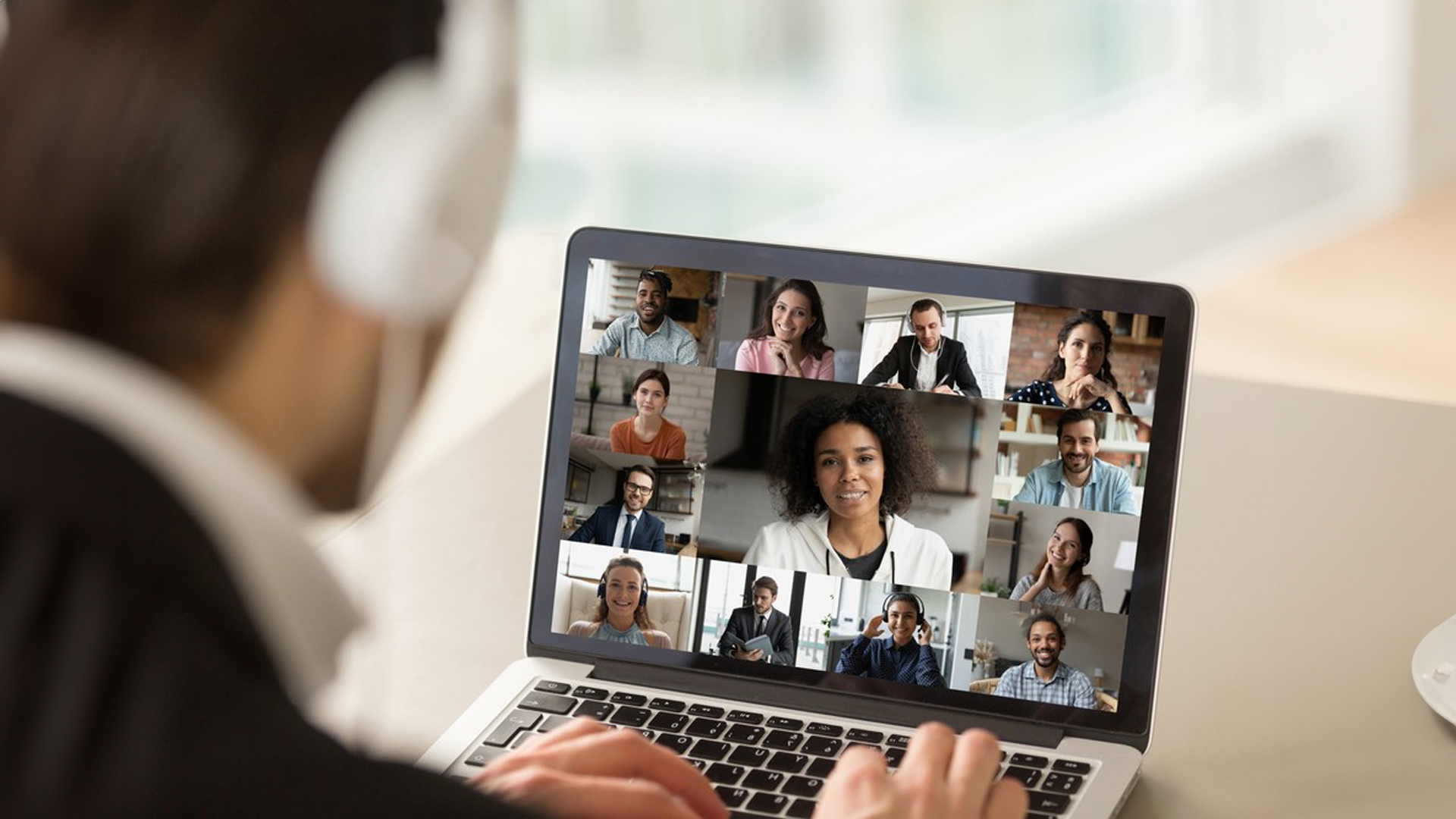 Inclusive Virtual Team Building: Fostering Diversity and Inclusivity in ...